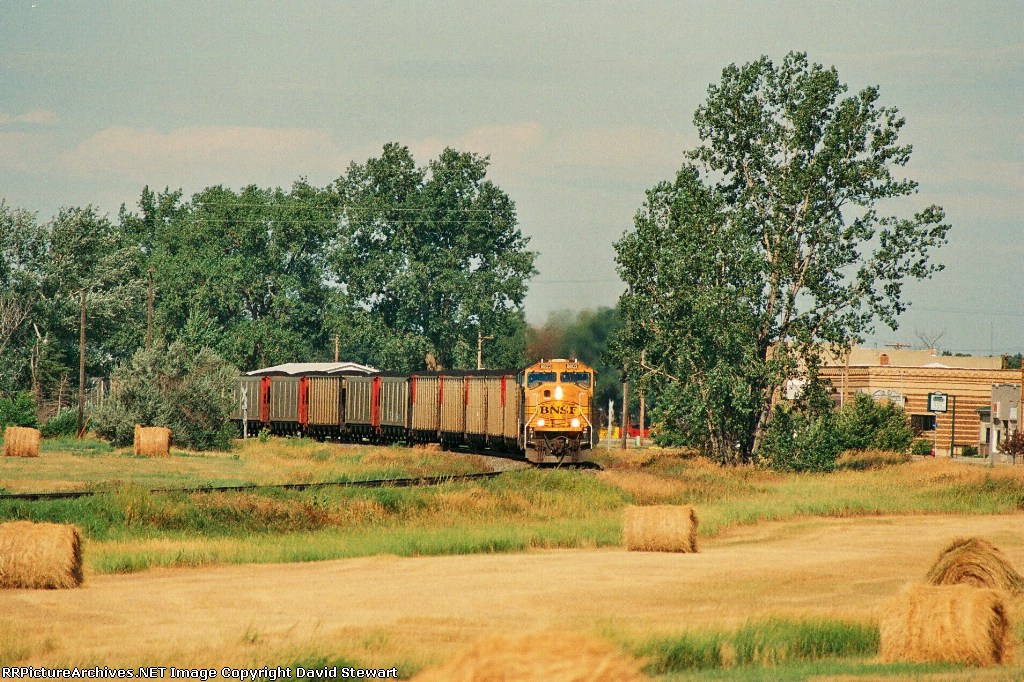 BNSF 8803 East